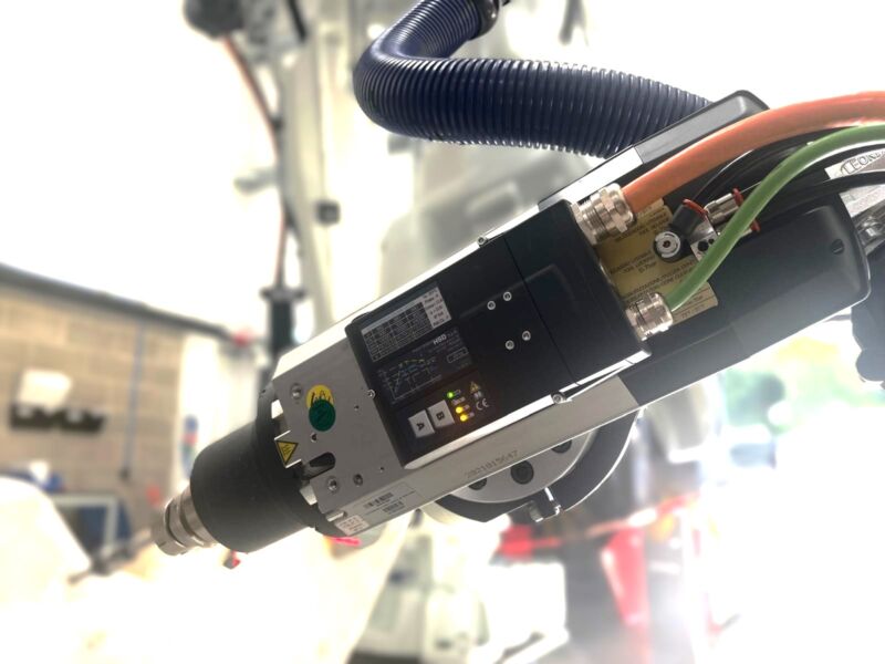 Robot Milling Cell - New CNC Routers. Heavy Duty Industrial CNC Routers